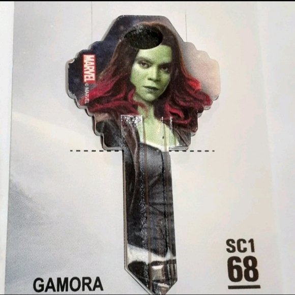 Marvel | Other | Marvel Avengers Infinity War Gamora Gotg Photo Door ...